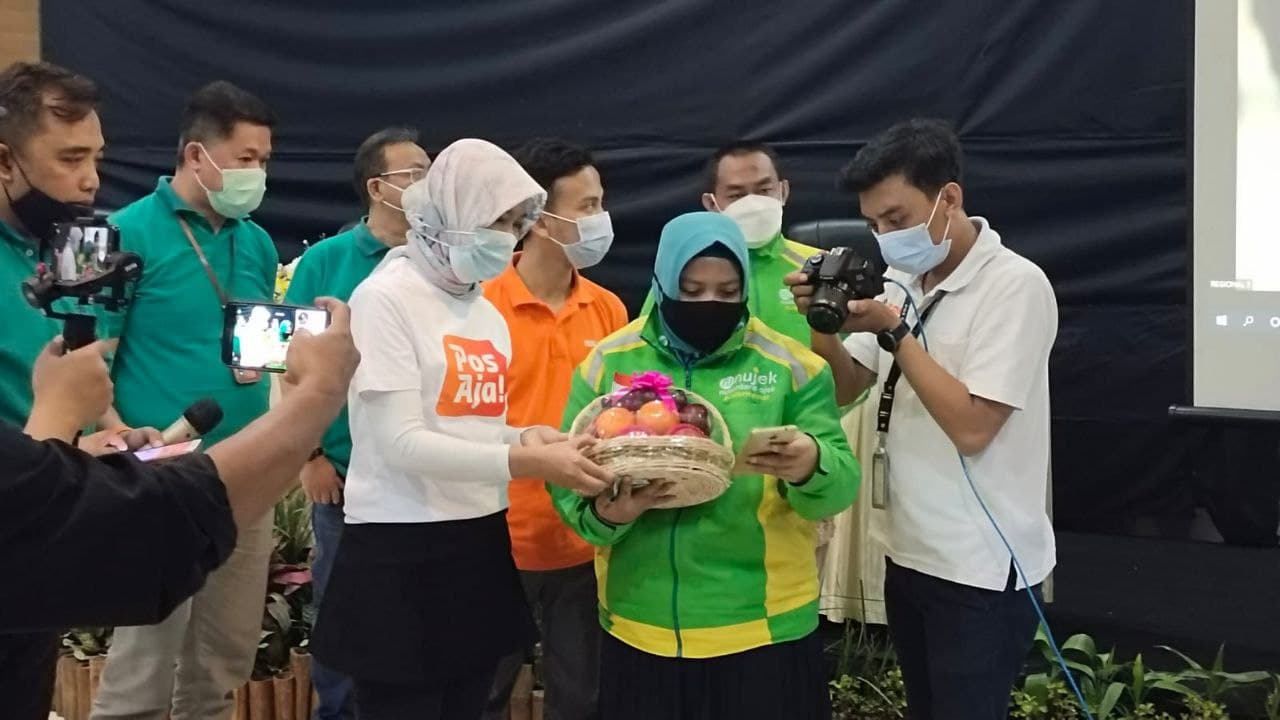 Perkuat Layanan PosAja !, Pos Indonesia Gandeng Nujek dan Perkenalkan O ...